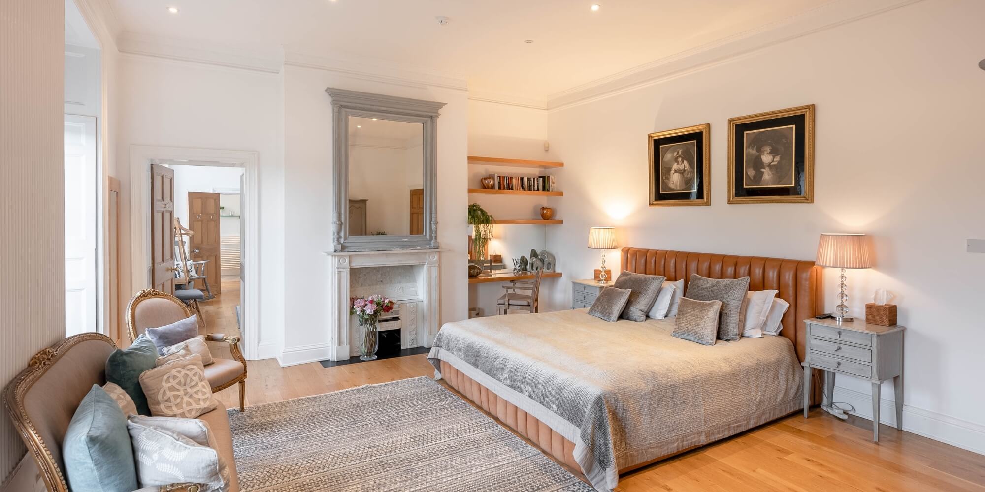 Family friendly stay in Hampton Court, South West London - Craven House